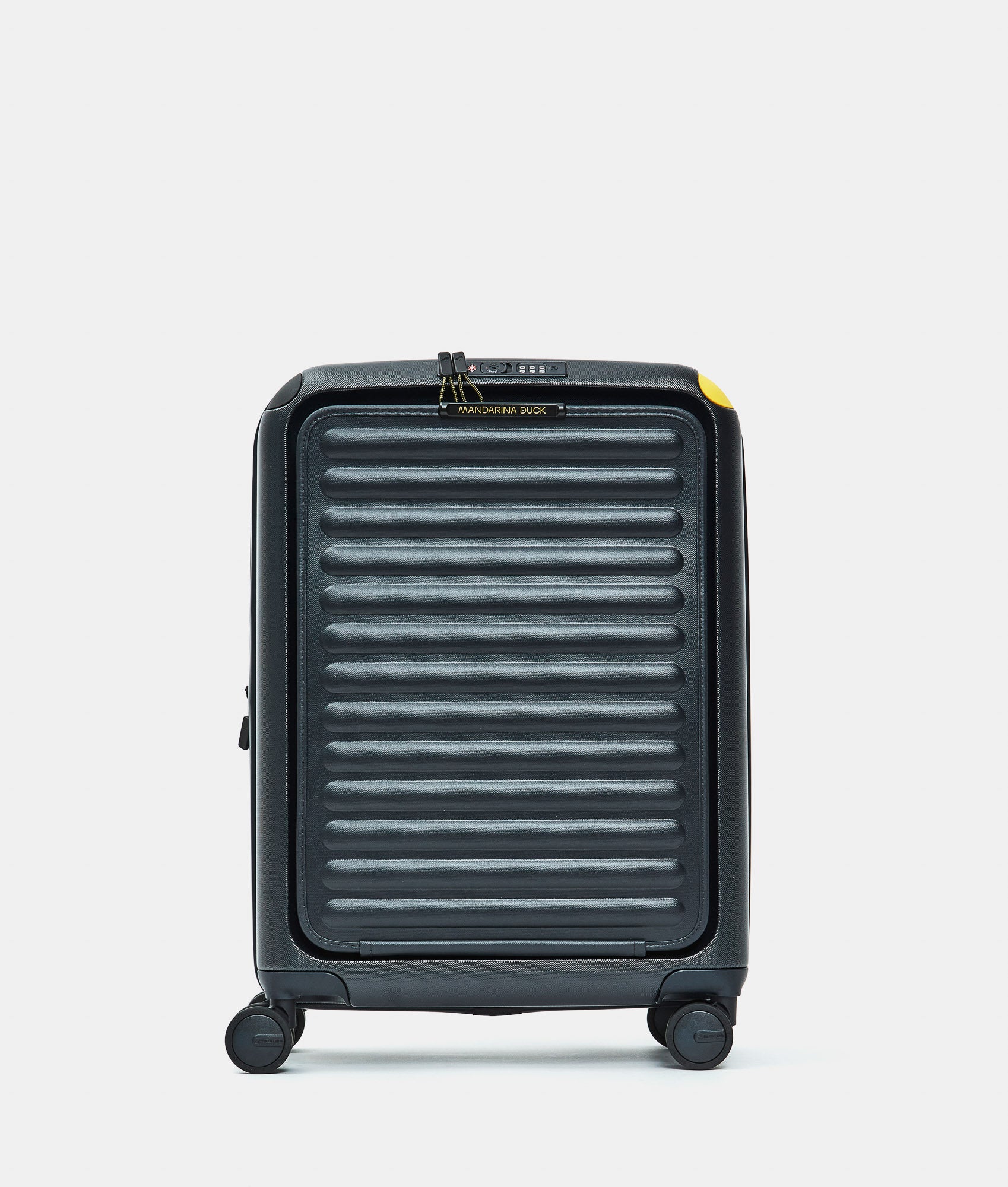 Luggage – Mandarina Duck